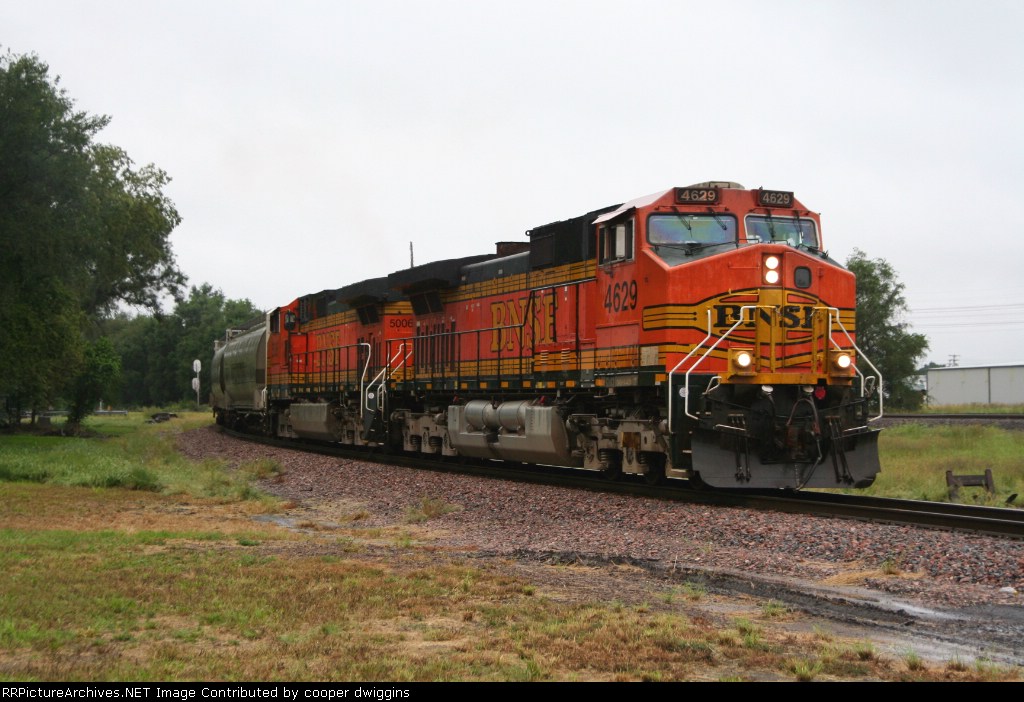 BNSF freight SB crossing UP
